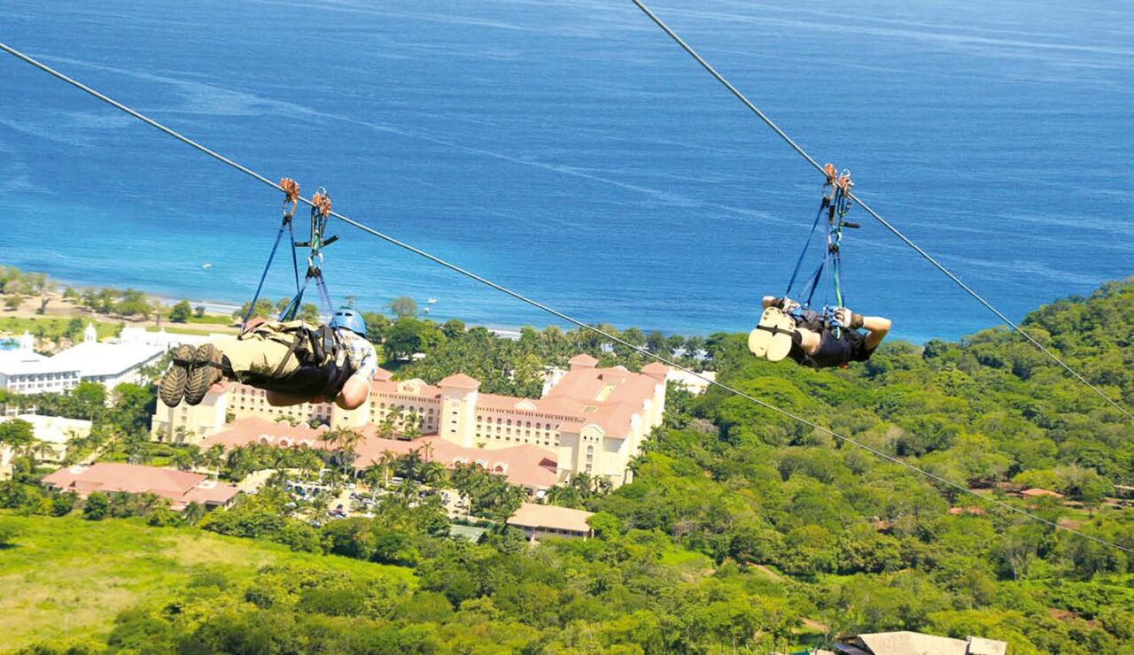 满钻之谜 - Howlers Costa Rica Real Escapes